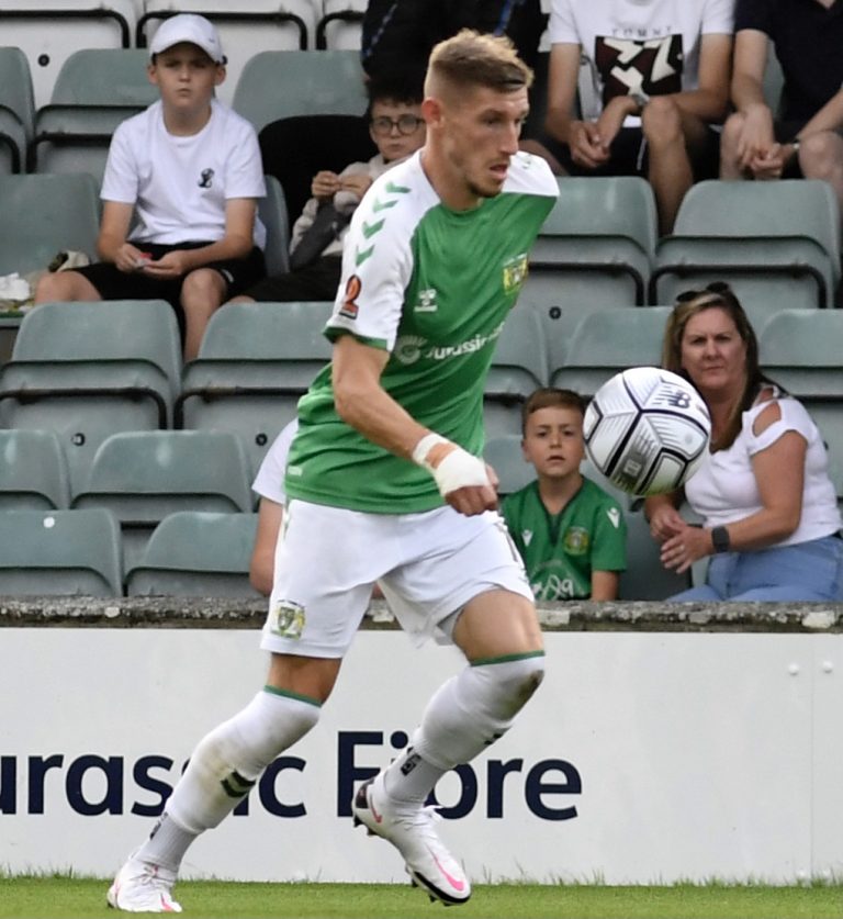 #DFILWF - Tom Knowles staying at Huish Park | Gloverscast