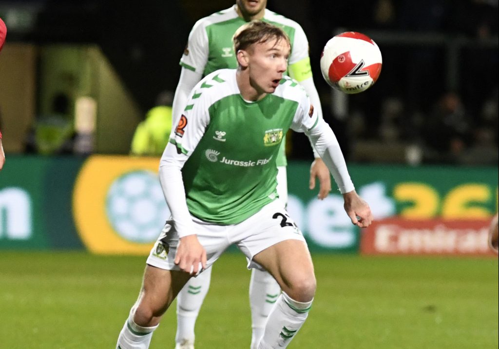 Moss released by Millwall - Gloverscast