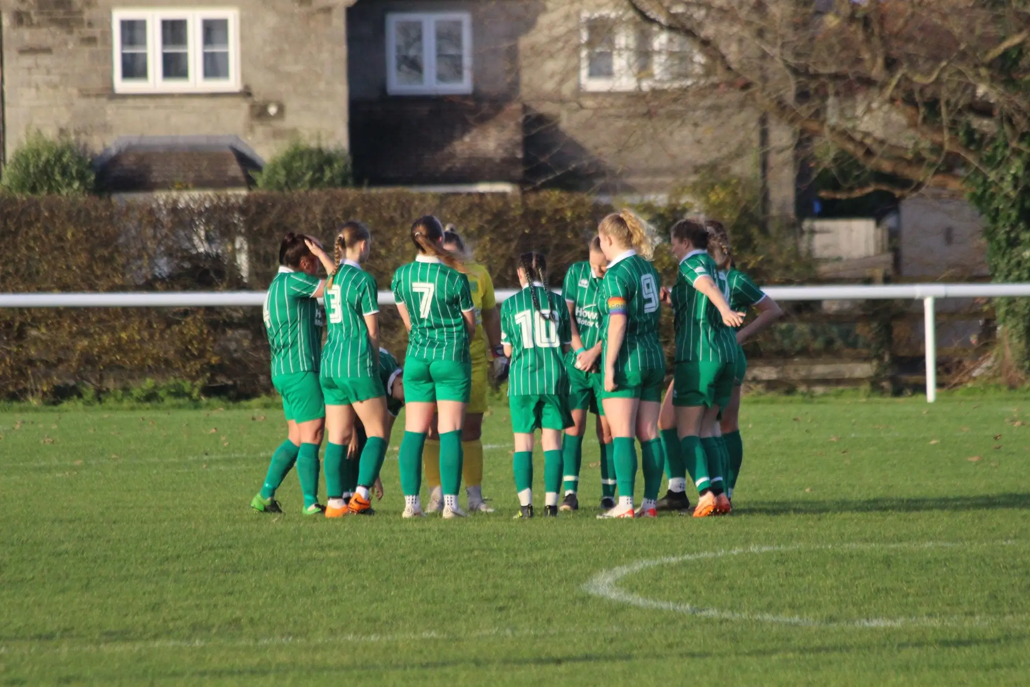 Wells opener for Women | Gloverscast