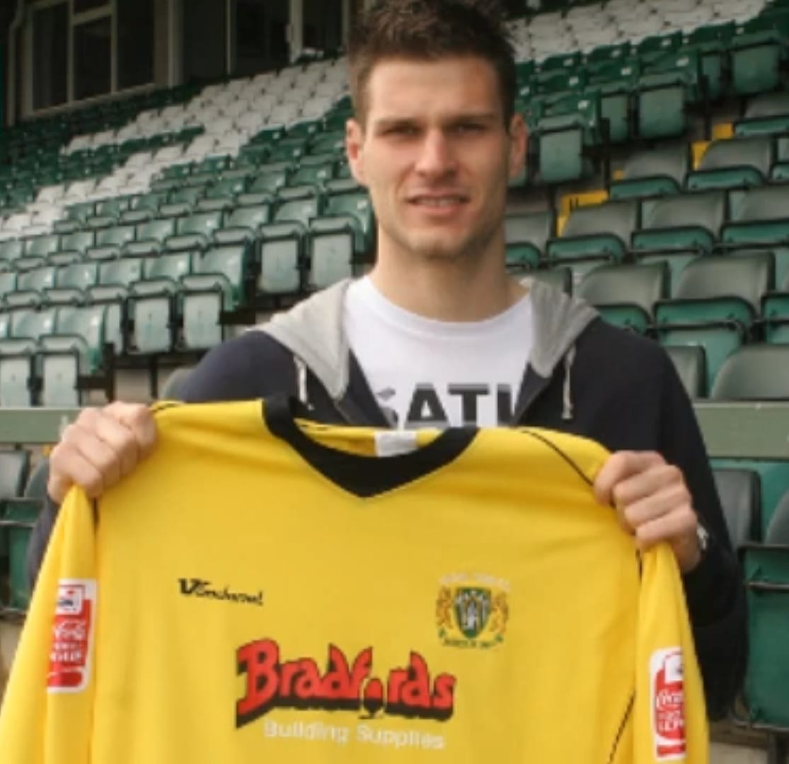 Glovers Past #42 - Asmir Begovic - Gloverscast